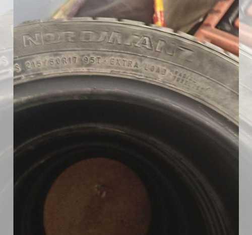 Nordman 7 215/50 R17