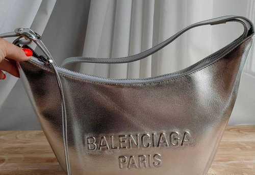 Сумка хобо Balenciaga 28 на 18 см