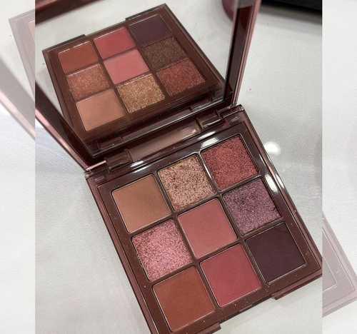 Тени для век huda beauty