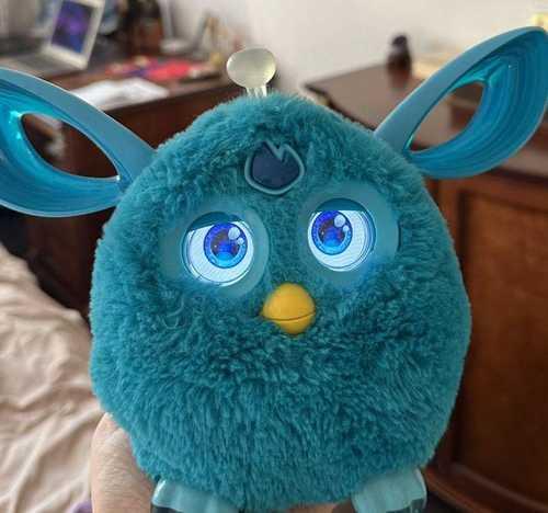 Игрушка furby оригинал. не говорит