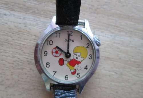 Часы механические наручные детские СССР 1987 год