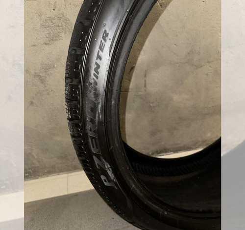 Pirelli P Zero Winter 305/30 R21 100V