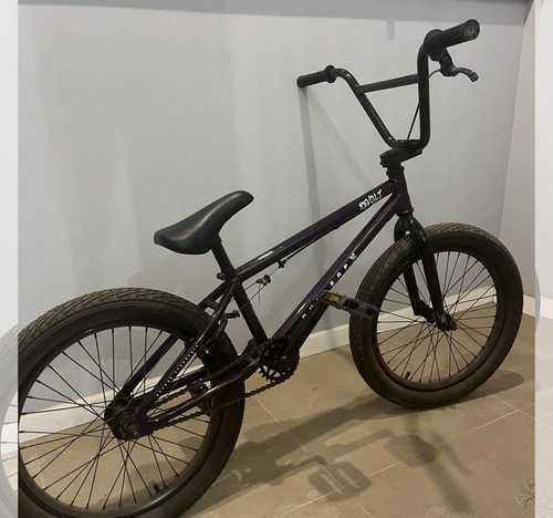 BMX Outleap Revolt