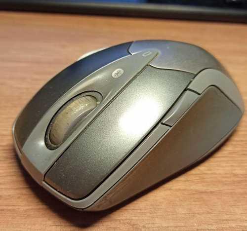 Беспроводная мышь Microsoft Laser Mouse 8000