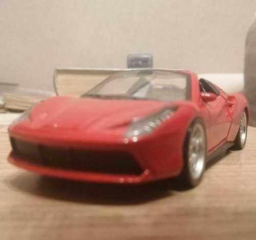 Модель Ferrari 488 Spider