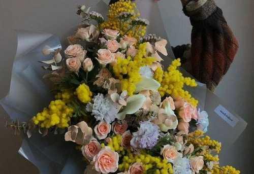 Букет цветов мимоза,тюльпаны,розы,цветы доставка
