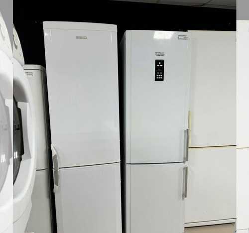 Холодильник Hotpoint Ariston HBD1201.4NFH Now Fros