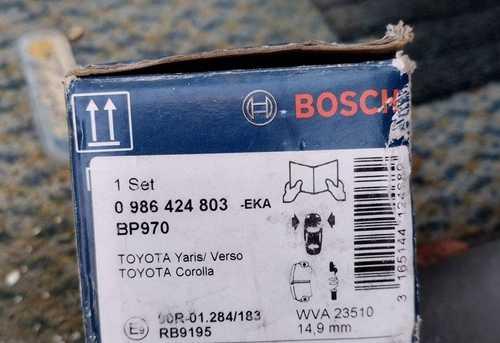 Тормозные колодки передние на Toyota Corolla