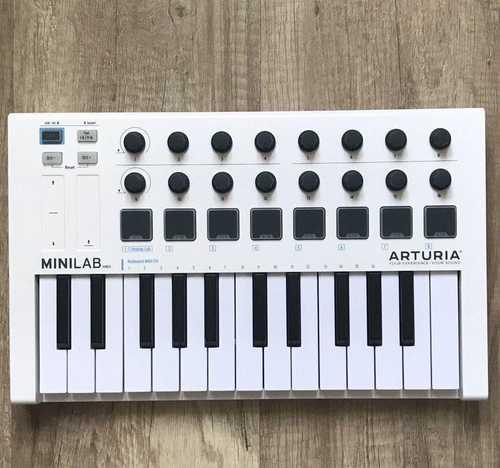 Midi клавиатура Arturia minilab mk II