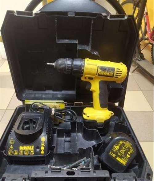 Шуруповерт Dewalt DW907 12V