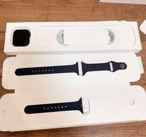 Часы apple watch se 40mm