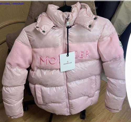 Пуховик Moncler розовый с QR (Арт.19374)