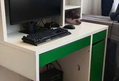 Компьютерный стол mikke с полками