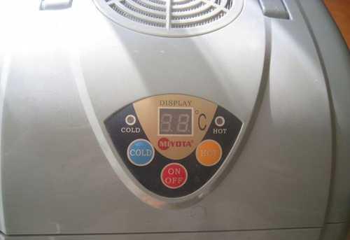 Холодильник автомобильный FM 122 (12В-220В)