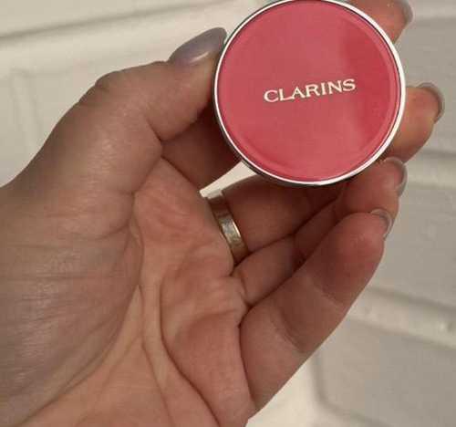 Clarins румяна joli blush
