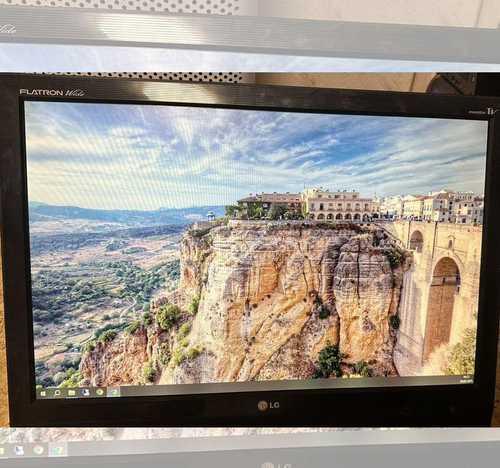 Монитор lg flatron wide m228wa 22 дюйма