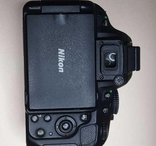 Nikon d5100 body