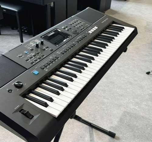 Рабочая станция Yamaha psr-e473