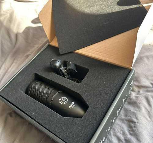 Студийный микрофон akg p120