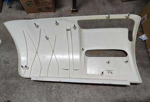 Дефлектор кабины белый пластик SMC прав скания