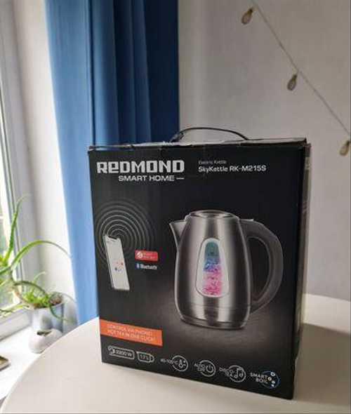 Умный электрочайник Redmond SkyKettle RK-M215S