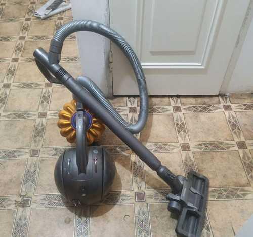 Пылесос dyson dc 37