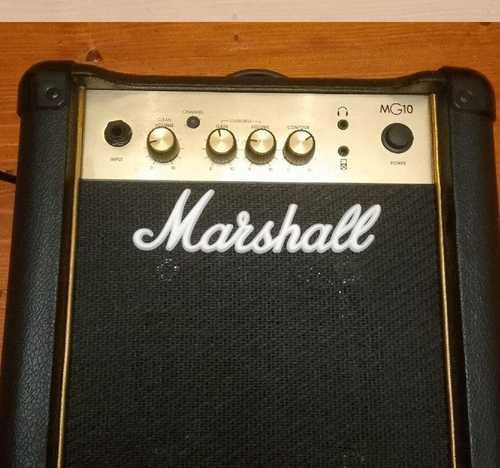 Комбоусилитель Marshall MG10G