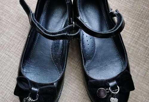 Туфли черные для девочки 32 размер