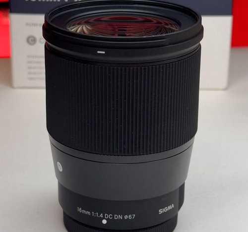 Sigma 16mm f/1.4 DC DN Fujifilm (как новый)