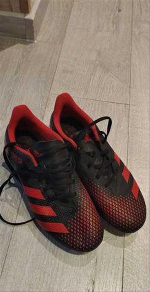 Футзалки adidas predator
