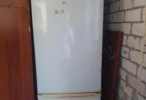 Холодильник бу Мир-149