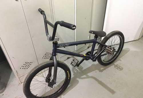 Трюковой велосипед bmx specialized fuse 2