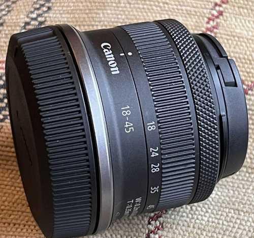 Canon RF-S 18-45mm f/4.5-6.3 IS STM, чёрный