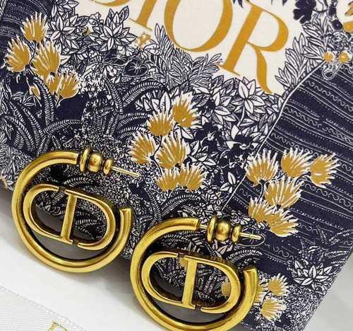 Серьги Christian Dior