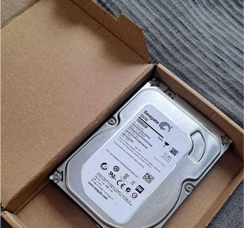 Жесткий диск Seagate 1 тб ST1000VX000