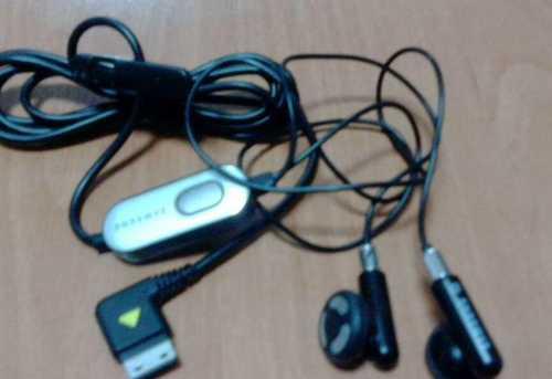 USB кабели и наушники