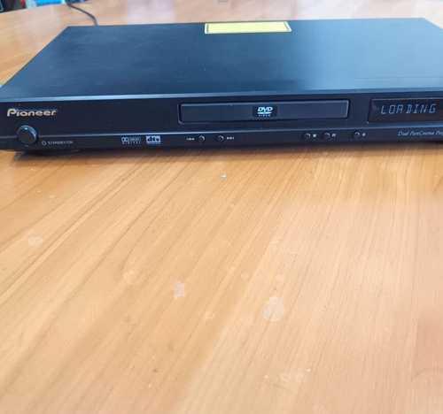 Dvd плеер pioneer DV-370, с пультом