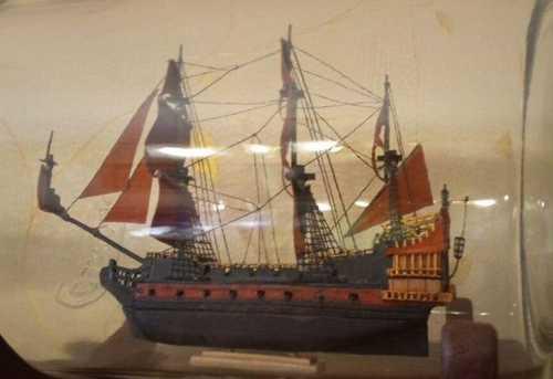 Пиратский корабль Месть королевы Анны