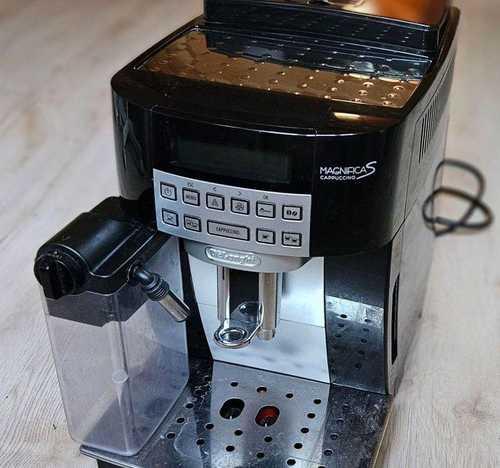 Автоматическая кофемашина delonghi