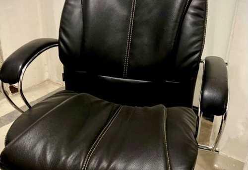 Кресло руководителя кожа Метта компьютерное