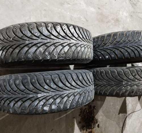 Goodyear Aquatred 205/60 R16 19B