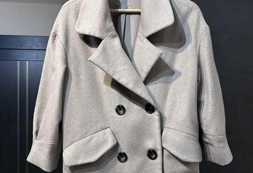 Пальто Zarina 42-44 размер свободное