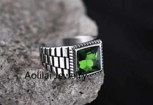 Перстень мужской с зеленым камнем "Изумруд"