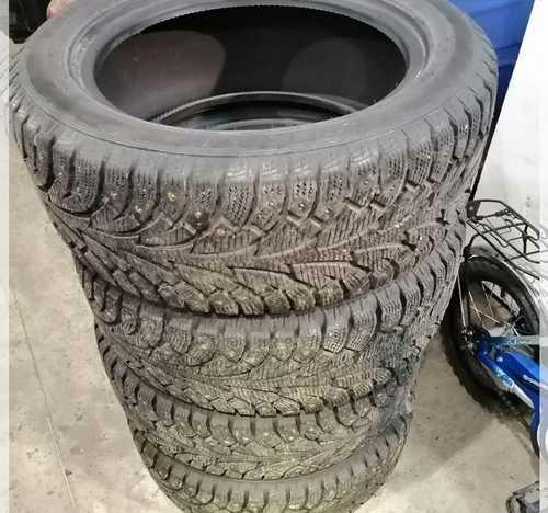 Hankook Winter I'Pike LV RW15 195/55 R15 89T