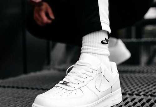 Кроссовки Nike Air Force 1'07 Classic Low Белые