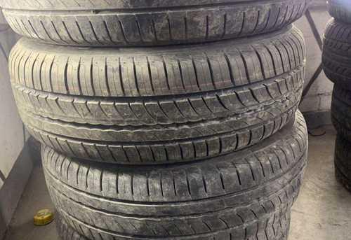 Pirelli Carrier Winter 195/65 R15 21D