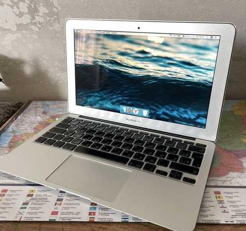 Apple MacBook Air 11 2010