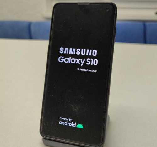 Samsung Galaxy S10, 8/128 ГБ