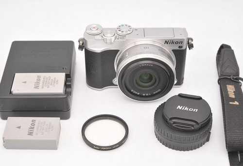 Nikon 1 J5 + 10/2.8 mm