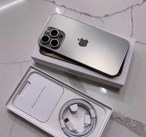 iPhone 15 Pro Max, 256 ГБ